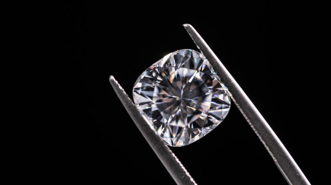 A Beginners Guide: How to Tell if a Diamond is Real or Fake – Bova Diamonds