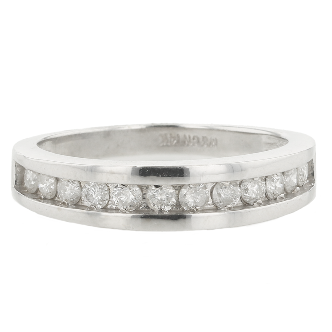 "The Anna Diamond Band" 0.35CTTW 14KWG – Bova Diamonds